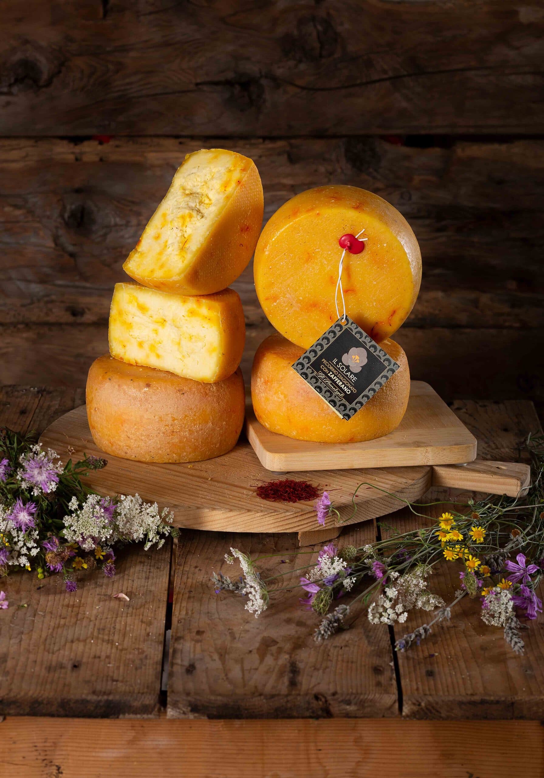 FLAVORED CHEESES - Rocca Toscana Formaggi